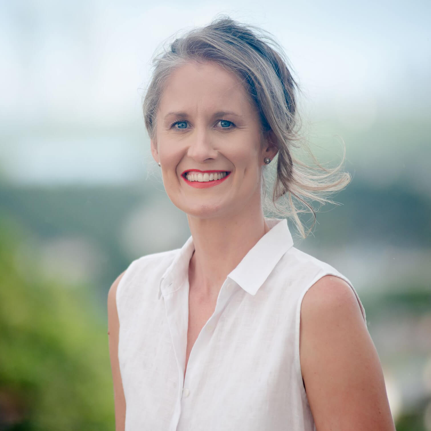 Philippa White - WhatComesNext.Live - Podcast - Tom McCallum